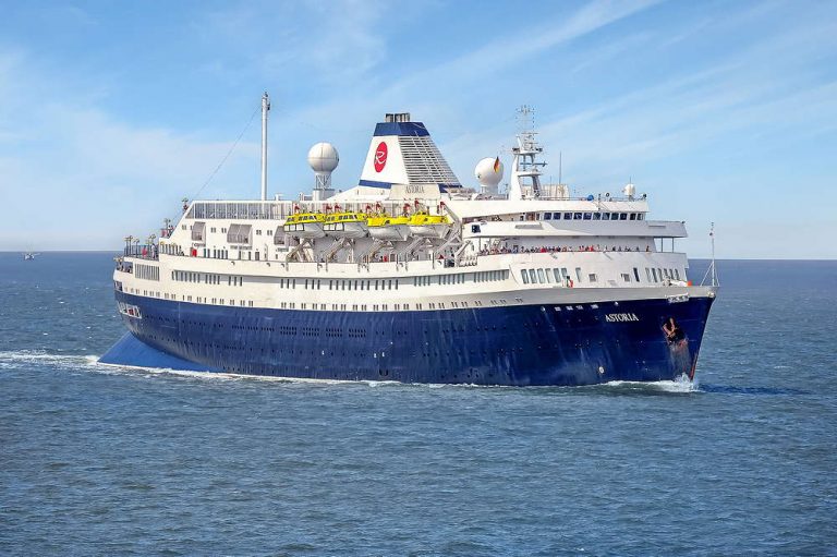 Astoria, das dienstälteste Kreuzfahrtschiff - an Bord