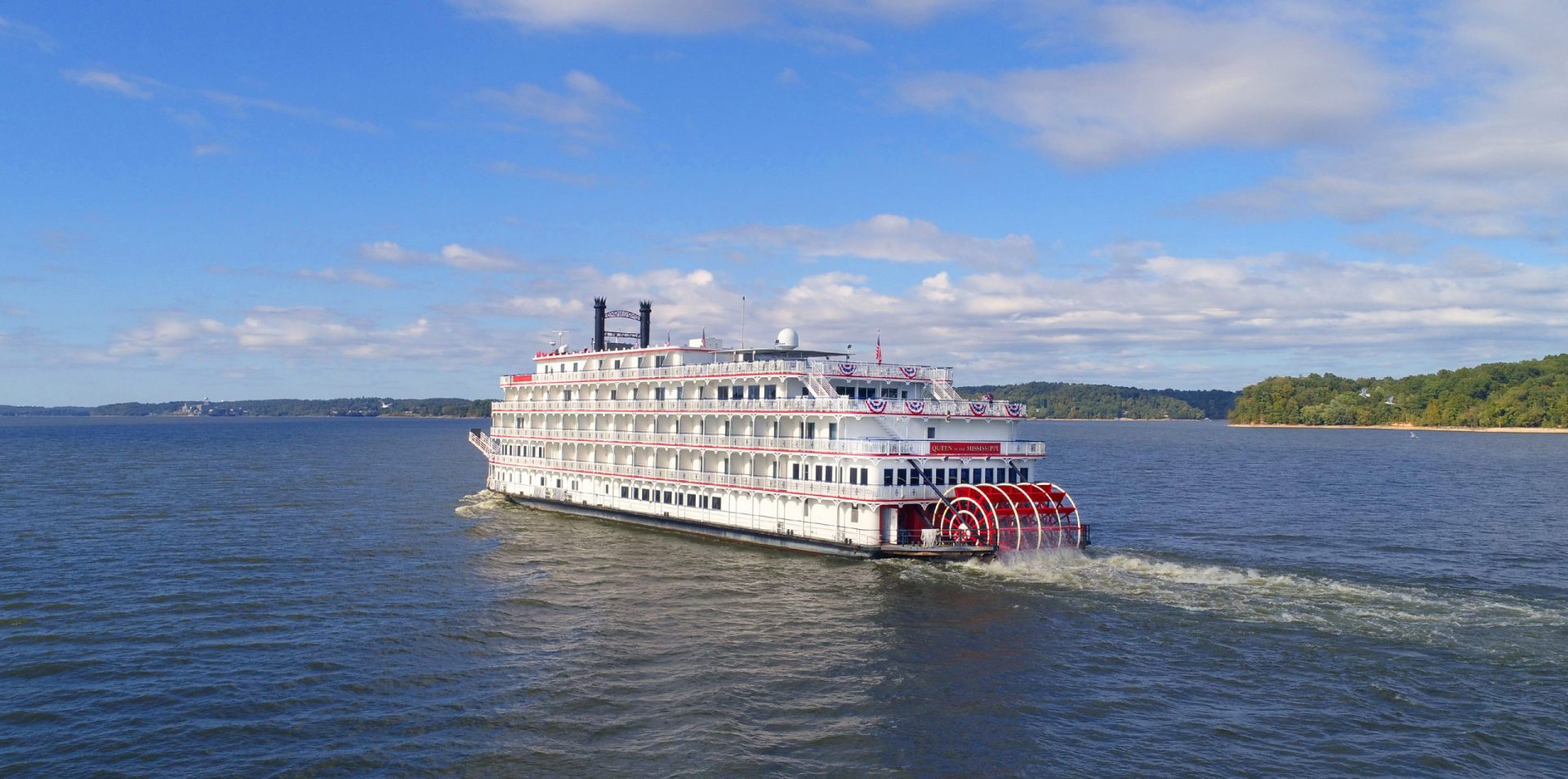New Look and New Names for American’s Paddlewheel Fleet - an Bord